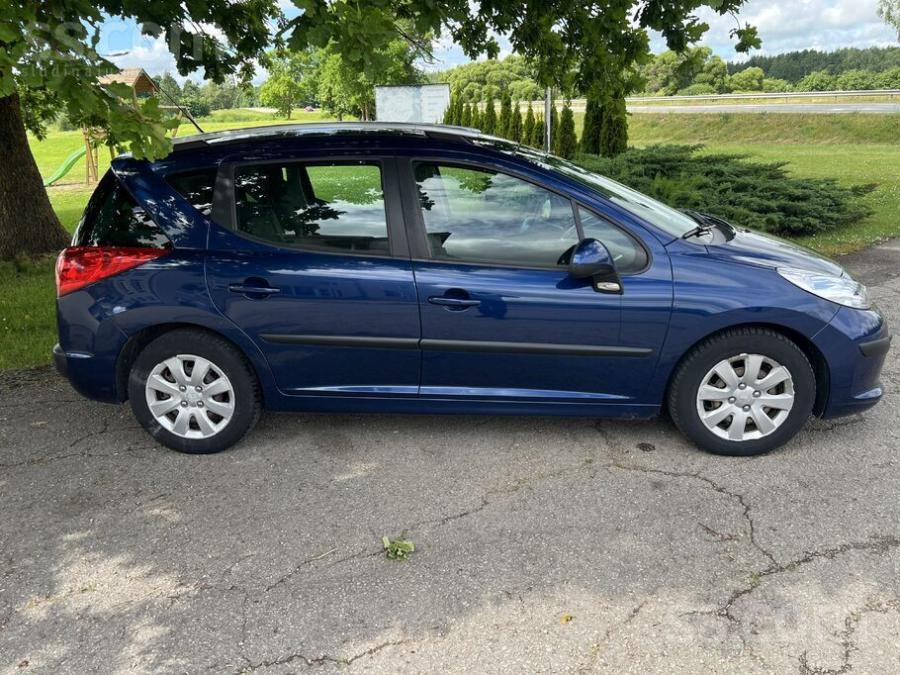 Zils Peugeot 207 2008 Rēzekne, ar dzinēja tilpumu 1.60 L un nobraukumu 365 tūkst. km par 2150 €, foto 5 vietnē AUTOMOTO.COM.LV