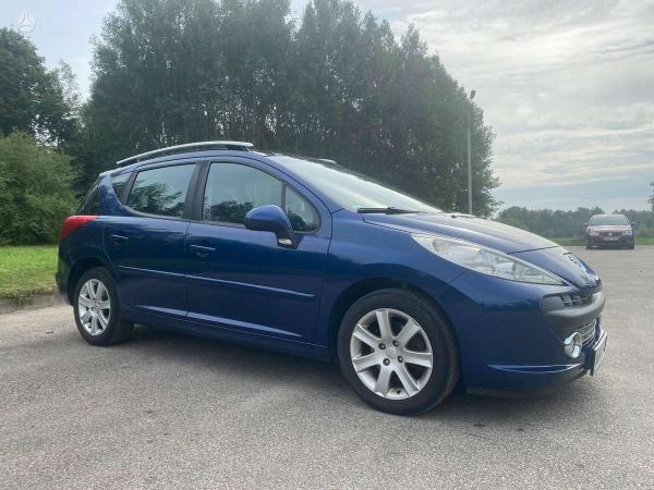 Blue Peugeot 207 2009 in Panevezys, with an engine capacity of 1.60 L and mileage of 227 thousand km for 2000 €, photo 3 on AUTOMOTO.COM.LV