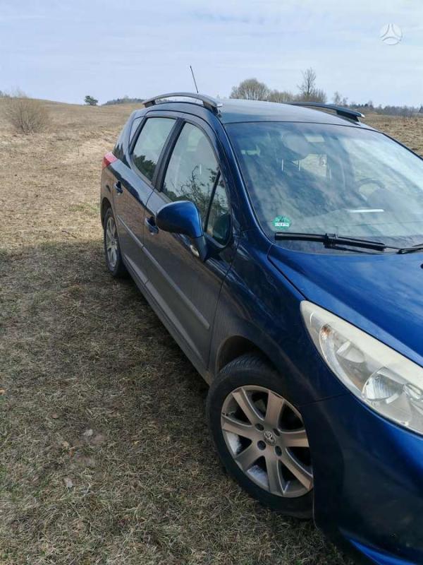Пежо 207 2009 в Паневежис на AUTOMOTO.COM.LV Синий Пежо 207 2009 в Паневежис, объемом двигателя 1.60 л и пробегом 231 тыс. км за 800 €, фото 3 на AUTOMOTO.COM.LV