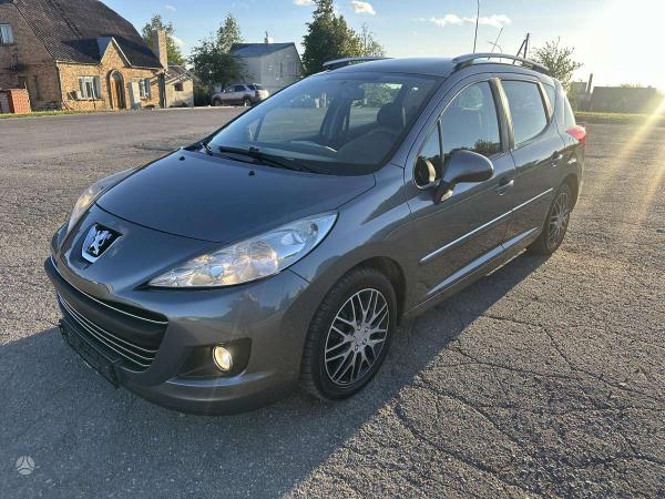Blue Peugeot 207 2011 in Siauliai, with an engine capacity of 1.60 L and mileage of 260 thousand km for 3050 €, photo 1 on AUTOMOTO.COM.LV