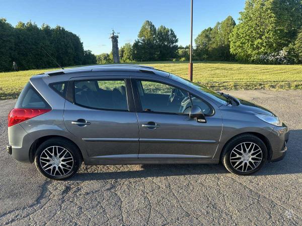 Blue Peugeot 207 2011 in Siauliai, with an engine capacity of 1.60 L and mileage of 260 thousand km for 3050 €, photo 4 on AUTOMOTO.COM.LV