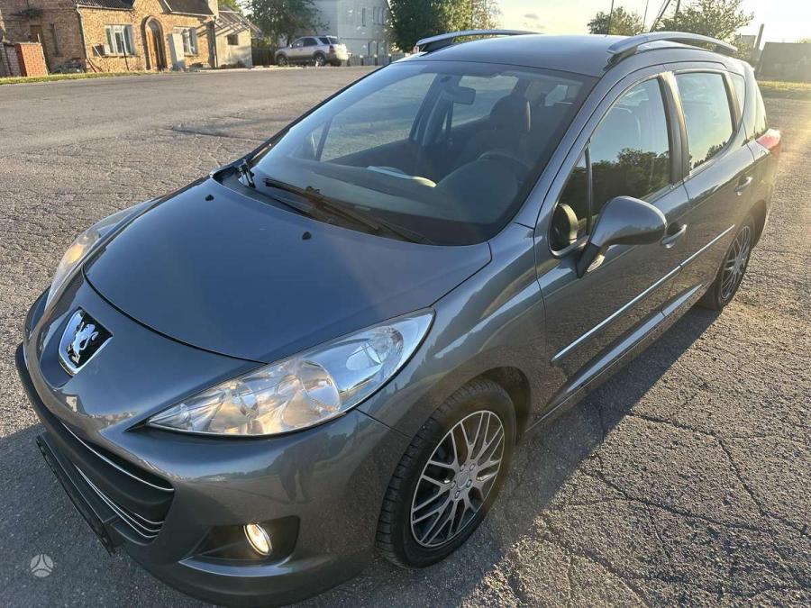 Blue Peugeot 207 2011 in Siauliai, with an engine capacity of 1.60 L and mileage of 260 thousand km for 3050 €, photo 11 on AUTOMOTO.COM.LV
