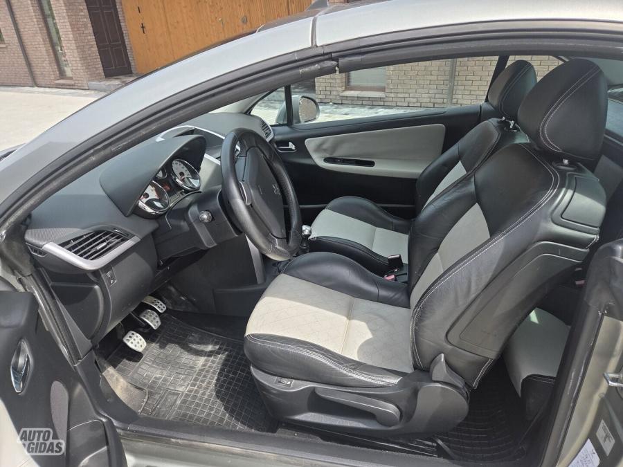 Peugeot 207 2010 Viļņa, ar dzinēja tilpumu 1.60 L un nobraukumu 138 tūkst. km par 2850 €, foto 13 vietnē AUTOMOTO.COM.LV
