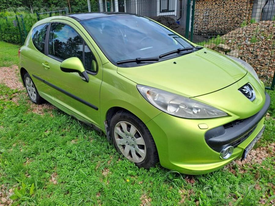 Zaļš Peugeot 207 2008 Rīga, ar dzinēja tilpumu 1.60 L un nobraukumu 134 tūkst. km par 1600 €, foto 3 vietnē AUTOMOTO.COM.LV