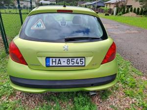 Zaļš Peugeot 207 2008 Rīga, ar dzinēja tilpumu 1.60 L un nobraukumu 134 tūkst. km par 1600 €, foto 4 vietnē AUTOMOTO.COM.LV