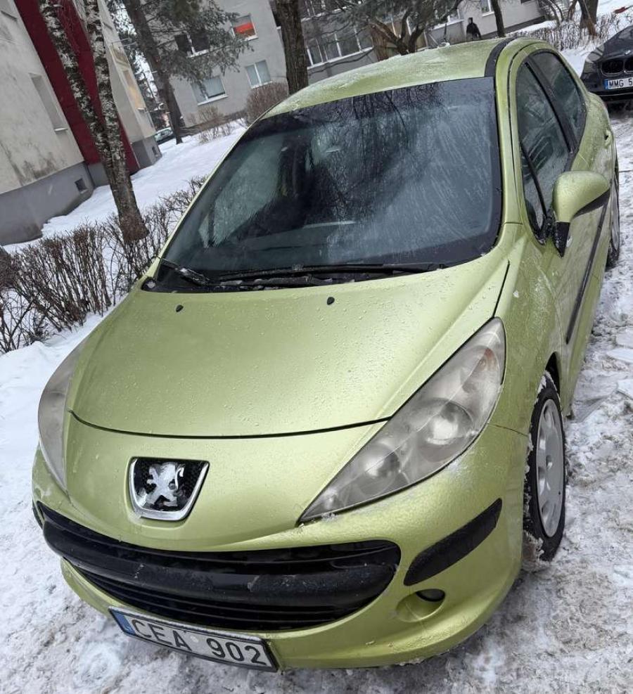 Zaļš Peugeot 207 2006 Kauņa, ar dzinēja tilpumu 1.60 L un nobraukumu 170 tūkst. km par 2200 €, foto 1 vietnē AUTOMOTO.COM.LV