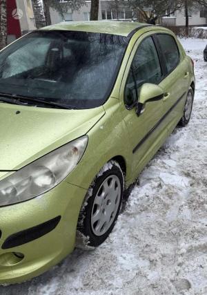Zaļš Peugeot 207 2006 Kauņa, ar dzinēja tilpumu 1.60 L un nobraukumu 170 tūkst. km par 2200 €, foto 2 vietnē AUTOMOTO.COM.LV