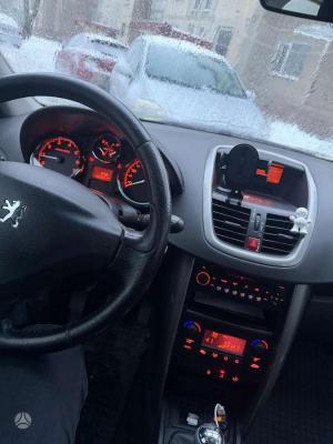 Zaļš Peugeot 207 2006 Kauņa, ar dzinēja tilpumu 1.60 L un nobraukumu 170 tūkst. km par 2200 €, foto 8 vietnē AUTOMOTO.COM.LV