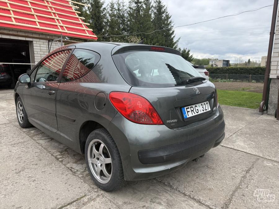 Zaļš Peugeot 207 2006 Raseiniai, ar dzinēja tilpumu 1.40 L un nobraukumu 106 tūkst. km par 1200 €, foto 3 vietnē AUTOMOTO.COM.LV