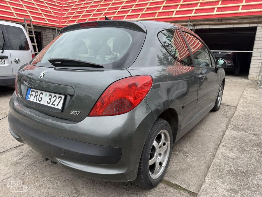 Zaļš Peugeot 207 2006 Raseiniai, ar dzinēja tilpumu 1.40 L un nobraukumu 106 tūkst. km par 1200 €, foto 5 vietnē AUTOMOTO.COM.LV