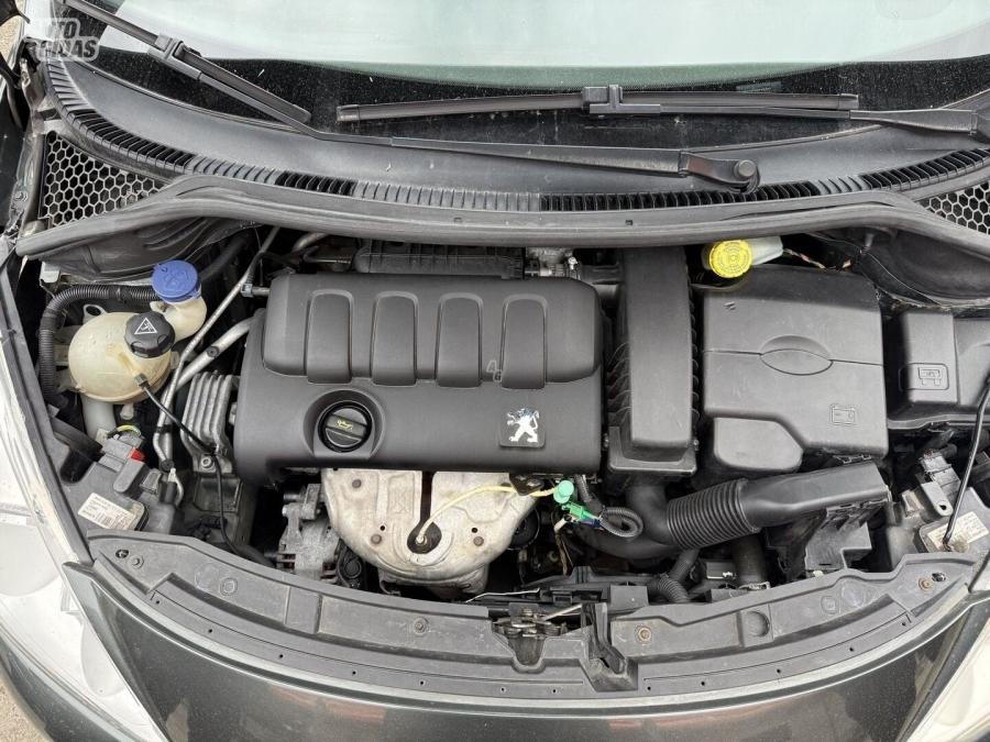 Zaļš Peugeot 207 2006 Raseiniai, ar dzinēja tilpumu 1.40 L un nobraukumu 106 tūkst. km par 1200 €, foto 13 vietnē AUTOMOTO.COM.LV