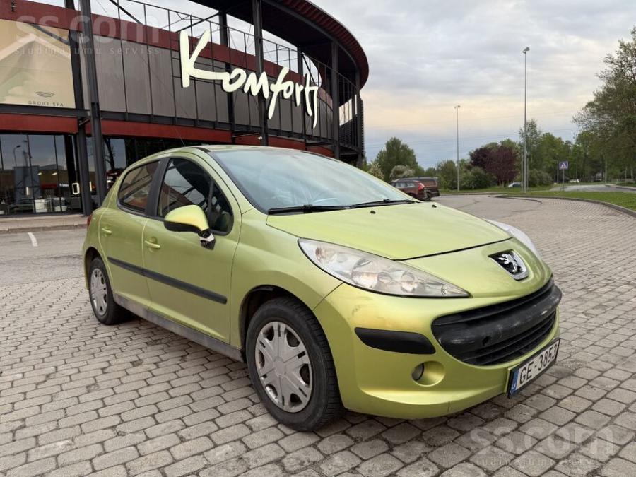 Green Peugeot 207 2006 in Riga, with an engine capacity of 1.40 L and mileage of 148 thousand km for 1100 €, photo 1 on AUTOMOTO.COM.LV