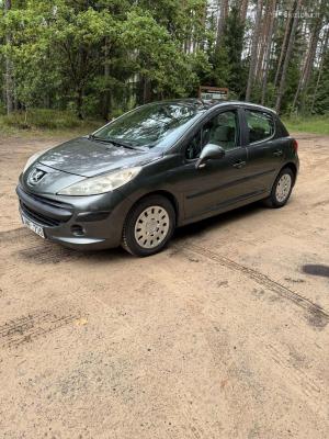 Zaļš Peugeot 207 2007 Kazlų Rūda, ar dzinēja tilpumu 1.60 L un nobraukumu 289 tūkst. km par 999 €, foto  vietnē AUTOMOTO.COM.LV