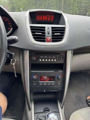 Zaļš Peugeot 207 2007 Kazlų Rūda, ar dzinēja tilpumu 1.60 L un nobraukumu 289 tūkst. km par 999 €, foto 29 vietnē AUTOMOTO.COM.LV