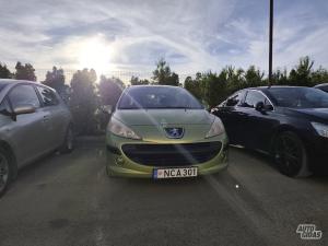 Green Peugeot 207 2007 in Siauliai, with an engine capacity of 1.40 L and mileage of 208 thousand km for 1000 €, photo  on AUTOMOTO.COM.LV