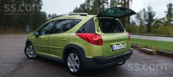Peugeot 207 2008 Valmiera vietnē Zaļš Peugeot 207 2008 Valmiera, ar dzinēja tilpumu 1.60 L un nobraukumu 272 tūkst. km par 3800 €, foto 4 vietnē AUTOMOTO.COM.LV