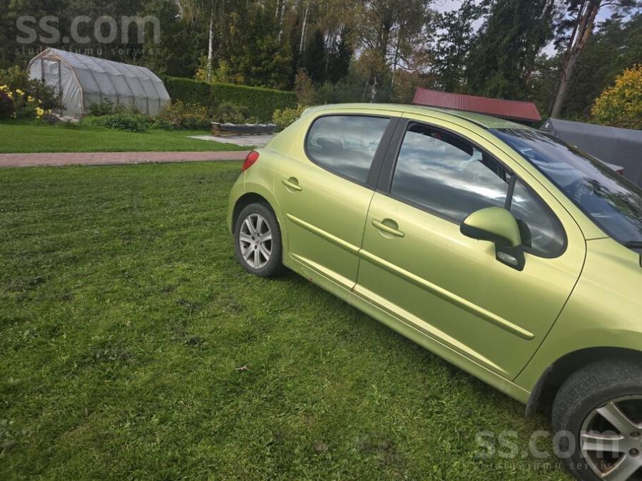 Zaļš Peugeot 207 2008 Ogre, ar dzinēja tilpumu 1.60 L un nobraukumu 175 tūkst. km par 1220 €, foto 12 vietnē AUTOMOTO.COM.LV
