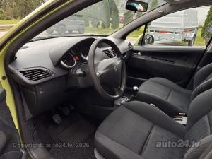 Зеленый Пежо 207 2008 в Пярну, объемом двигателя 1.60 л и пробегом 155 тыс. км за 2499 €, фото 9 на AUTOMOTO.COM.LV