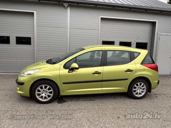 Peugeot 207 2008 Pērnava vietnē Zaļš Peugeot 207 2008 Pērnava, ar dzinēja tilpumu 1.60 L un nobraukumu 155 tūkst. km par 2499 €, foto 3 vietnē AUTOMOTO.COM.LV