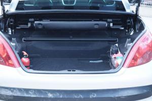 Grey Peugeot 207 2007 in Vilnius, with an engine capacity of 1.60 L and mileage of 272 thousand km for 2150 €, photo 13 on AUTOMOTO.COM.LV