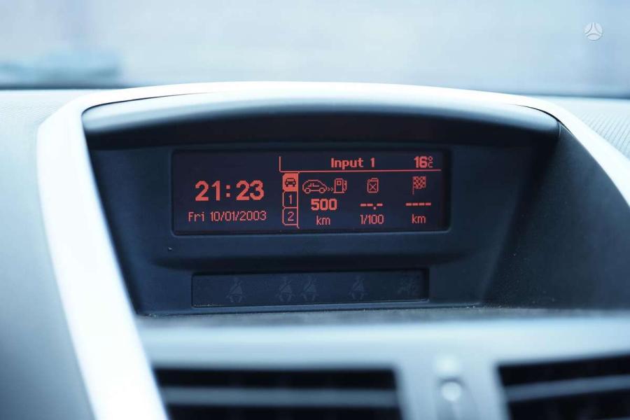 Grey Peugeot 207 2007 in Vilnius, with an engine capacity of 1.60 L and mileage of 272 thousand km for 2150 €, photo 21 on AUTOMOTO.COM.LV