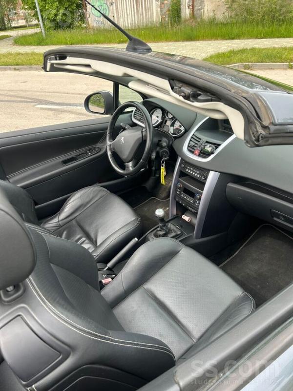 Grey Peugeot 207 2008 in Jelgava, with an engine capacity of 1.60 L and mileage of 236 thousand km for 3050 €, photo 7 on AUTOMOTO.COM.LV