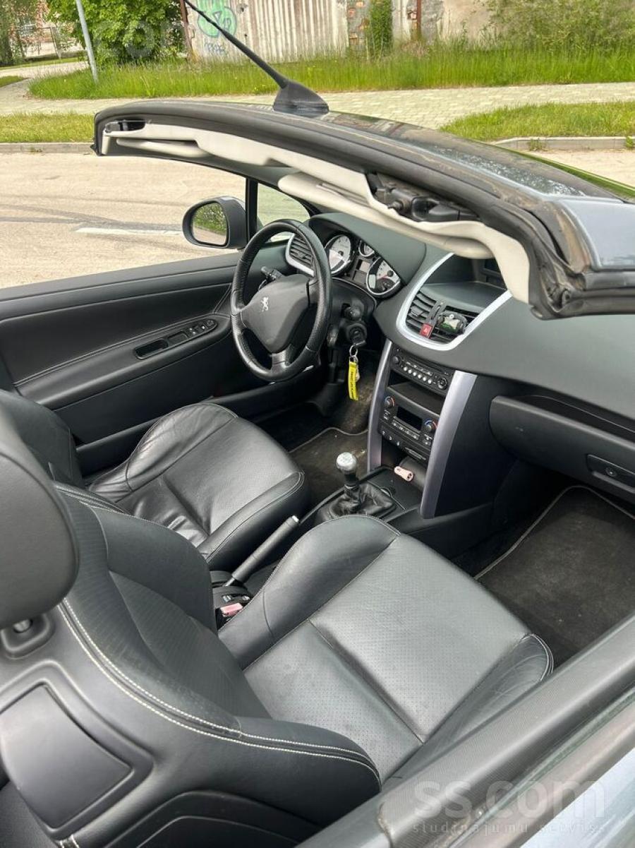 Grey Peugeot 207 2008 in Jelgava, with an engine capacity of 1.60 L and mileage of 236 thousand km for 3050 €, photo 8 on AUTOMOTO.COM.LV