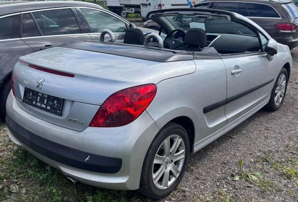 Grey Peugeot 207 2008 in Kelme, with an engine capacity of 1.60 L and mileage of 146 thousand km for 1899 €, photo 6 on AUTOMOTO.COM.LV