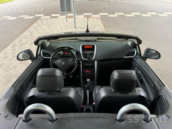 Grey Peugeot 207 2009 in Jurmala, with an engine capacity of 1.60 L and mileage of 183 thousand km for 2650 €, photo 4 on AUTOMOTO.COM.LV