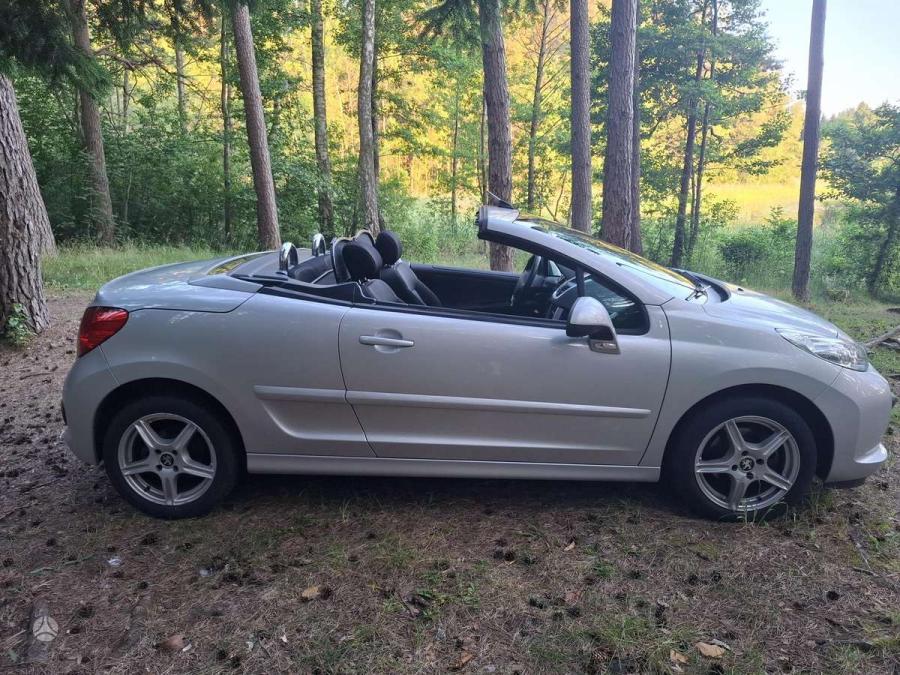 Pelēks Peugeot 207 2009 Rokiškis, ar dzinēja tilpumu 1.60 L un nobraukumu 133 tūkst. km par 2000 €, foto 5 vietnē AUTOMOTO.COM.LV