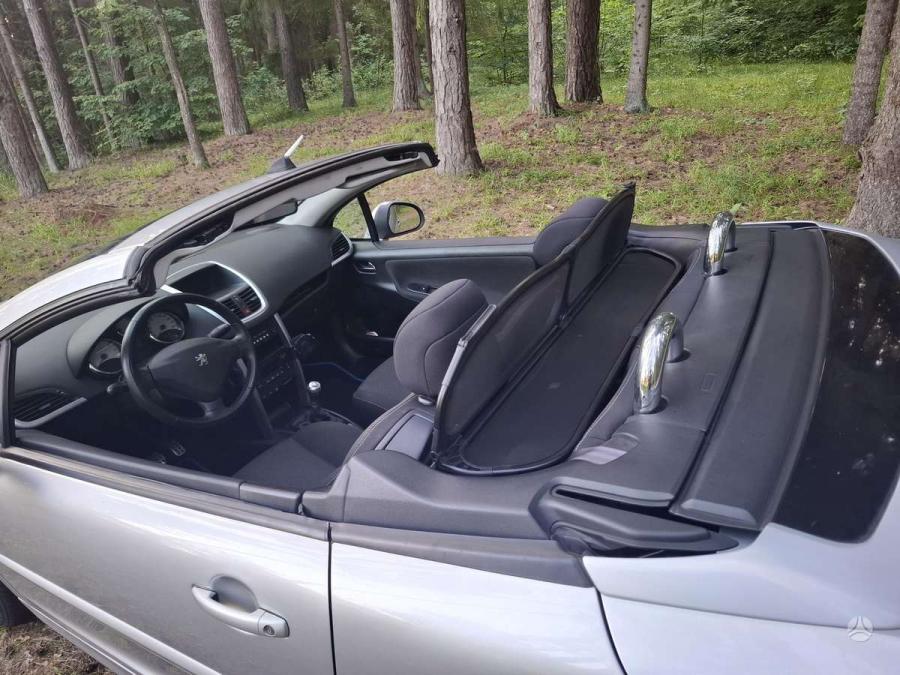 Pelēks Peugeot 207 2009 Rokiškis, ar dzinēja tilpumu 1.60 L un nobraukumu 133 tūkst. km par 2000 €, foto 11 vietnē AUTOMOTO.COM.LV