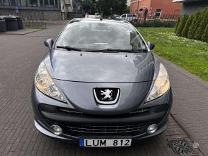Grey Peugeot 207 2009 in Vilnius, with an engine capacity of 1.60 L and mileage of 199 thousand km for 1999 €, photo 3 on AUTOMOTO.COM.LV