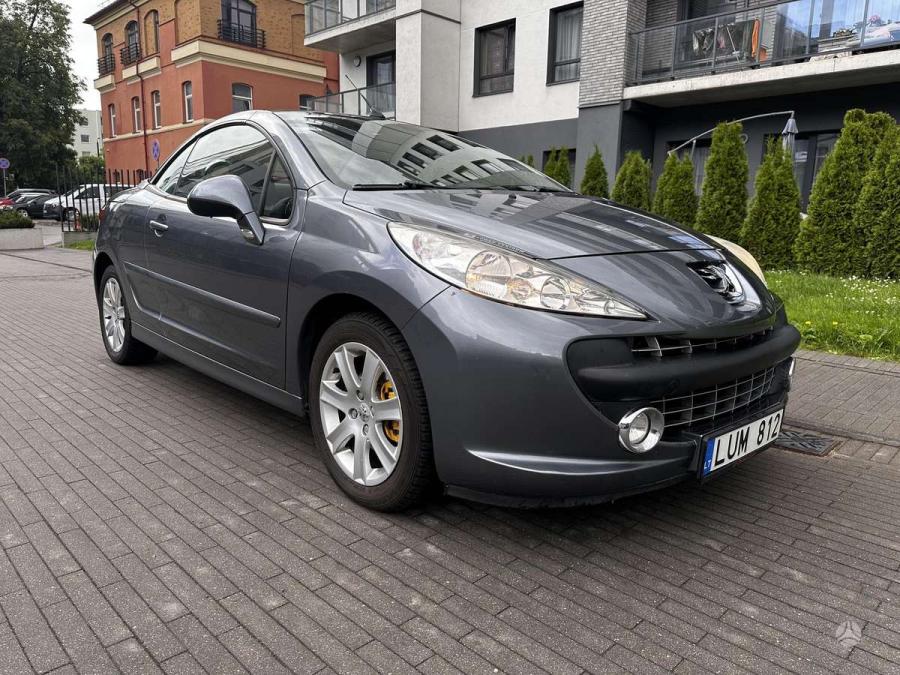 Grey Peugeot 207 2009 in Vilnius, with an engine capacity of 1.60 L and mileage of 199 thousand km for 1999 €, photo 4 on AUTOMOTO.COM.LV