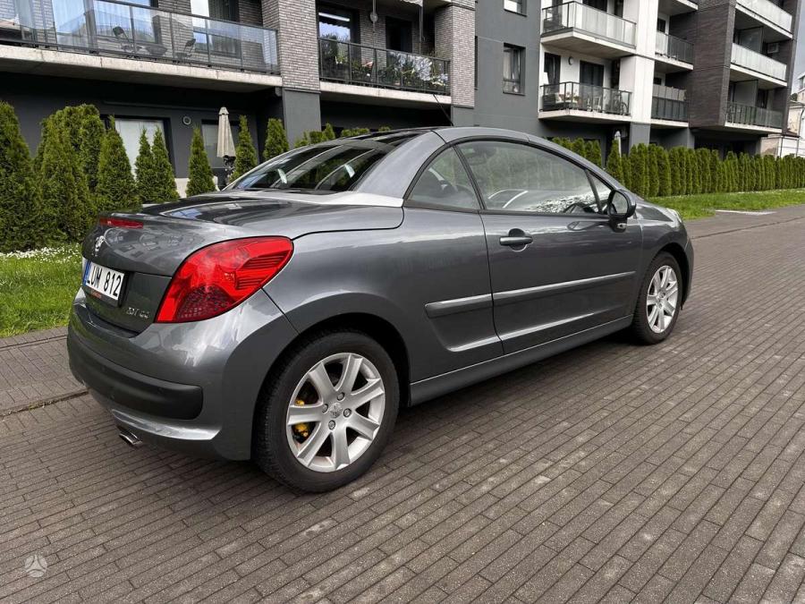 Grey Peugeot 207 2009 in Vilnius, with an engine capacity of 1.60 L and mileage of 199 thousand km for 1999 €, photo 5 on AUTOMOTO.COM.LV