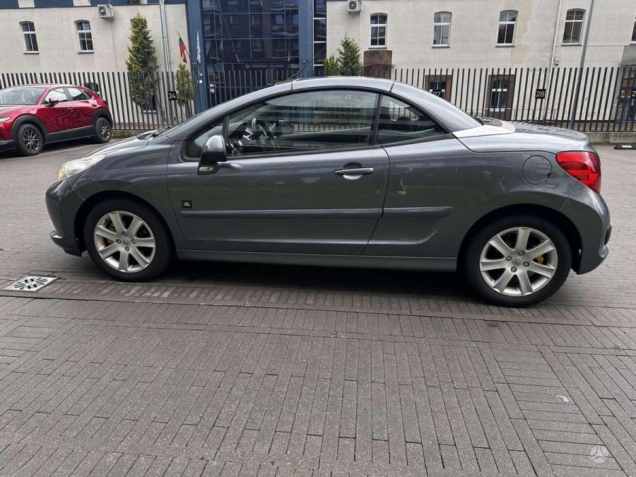 Grey Peugeot 207 2009 in Vilnius, with an engine capacity of 1.60 L and mileage of 199 thousand km for 1999 €, photo 7 on AUTOMOTO.COM.LV