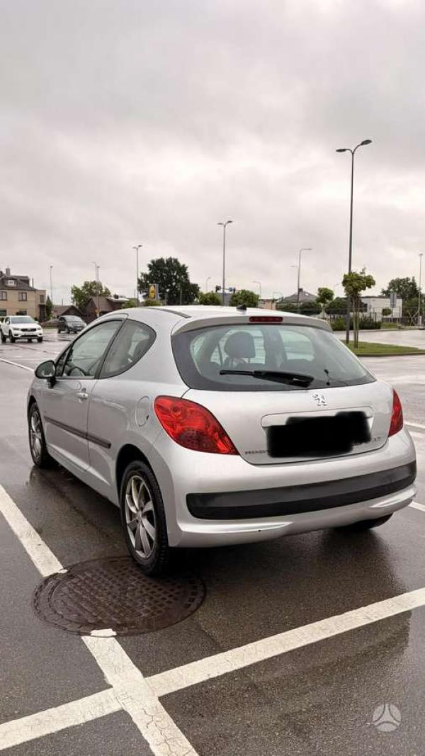 Grey Peugeot 207 2009 in Kaunas, with an engine capacity of 1.56 L and mileage of 201 thousand km for 1200 €, photo 7 on AUTOMOTO.COM.LV