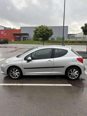 Grey Peugeot 207 2009 in Kaunas, with an engine capacity of 1.56 L and mileage of 201 thousand km for 1200 €, photo 9 on AUTOMOTO.COM.LV