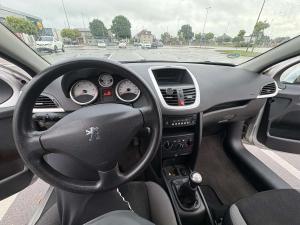 Grey Peugeot 207 2009 in Kaunas, with an engine capacity of 1.56 L and mileage of 201 thousand km for 1200 €, photo 12 on AUTOMOTO.COM.LV