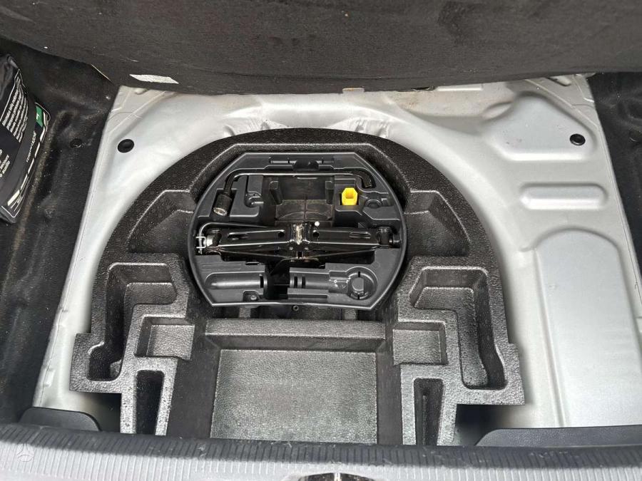 Grey Peugeot 207 2009 in Kaunas, with an engine capacity of 1.56 L and mileage of 201 thousand km for 1200 €, photo 16 on AUTOMOTO.COM.LV