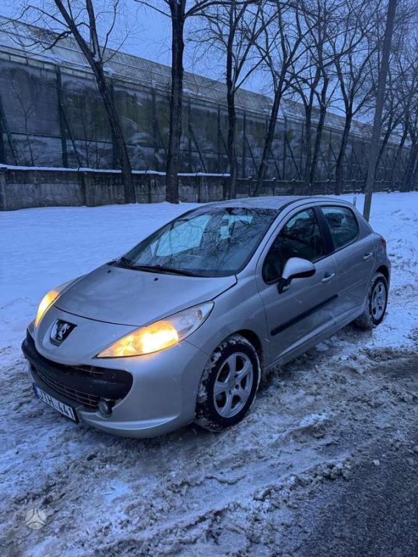 Grey Peugeot 207 2006 in Klaipeda, with an engine capacity of 1.40 L and mileage of 182 thousand km for 999 €, photo 1 on AUTOMOTO.COM.LV