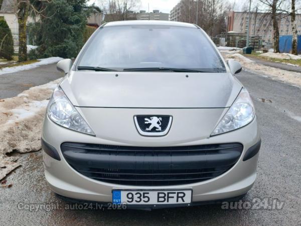 Grey Peugeot 207 2006 in Tartu, with an engine capacity of 1.60 L and mileage of 239 thousand km for 1499 €, photo 2 on AUTOMOTO.COM.LV