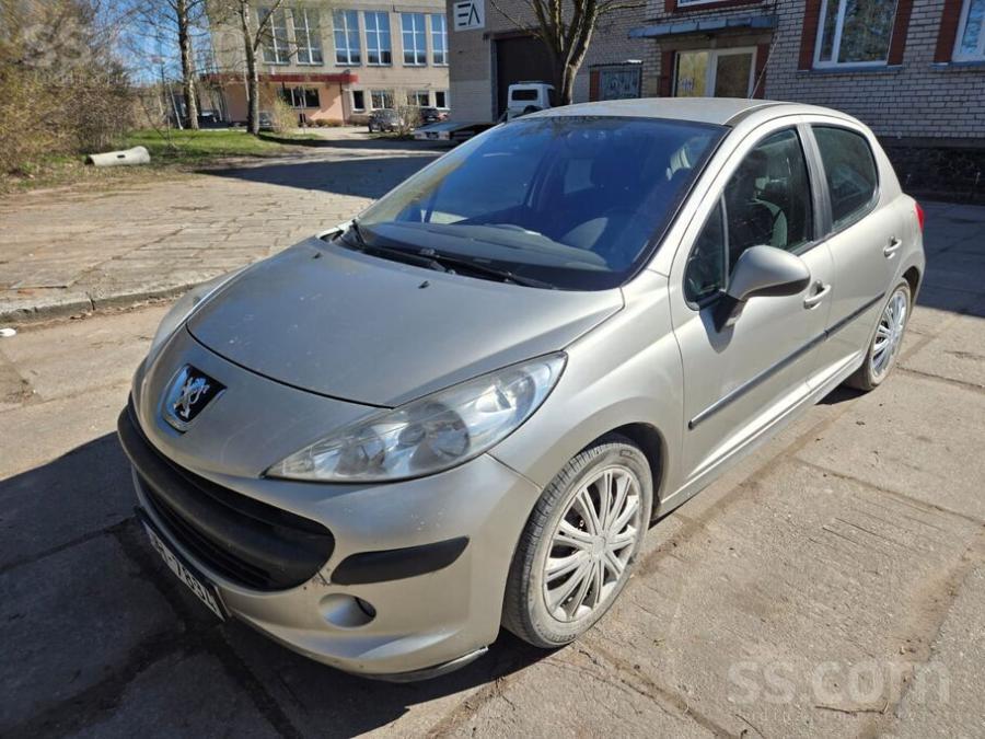 Grey Peugeot 207 2006 in Talsi, with an engine capacity of 1.60 L and mileage of 244 thousand km for 1100 €, photo 1 on AUTOMOTO.COM.LV