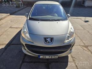 Grey Peugeot 207 2006 in Talsi, with an engine capacity of 1.60 L and mileage of 244 thousand km for 1100 €, photo 3 on AUTOMOTO.COM.LV