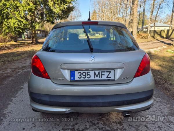 Pelēks Peugeot 207 2007 Tallina, ar dzinēja tilpumu 1.60 L un nobraukumu 153 tūkst. km par 1999 €, foto 6 vietnē AUTOMOTO.COM.LV