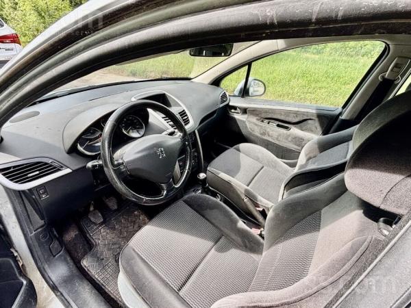 Grey Peugeot 207 2007 in Daugavpils, with an engine capacity of 1.60 L and mileage of 245 thousand km for 600 €, photo 5 on AUTOMOTO.COM.LV