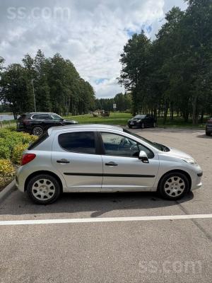 Pelēks Peugeot 207 2007 Daugavpils, ar dzinēja tilpumu 1.40 L un nobraukumu 147 tūkst. km par 1100 €, foto 11 vietnē AUTOMOTO.COM.LV