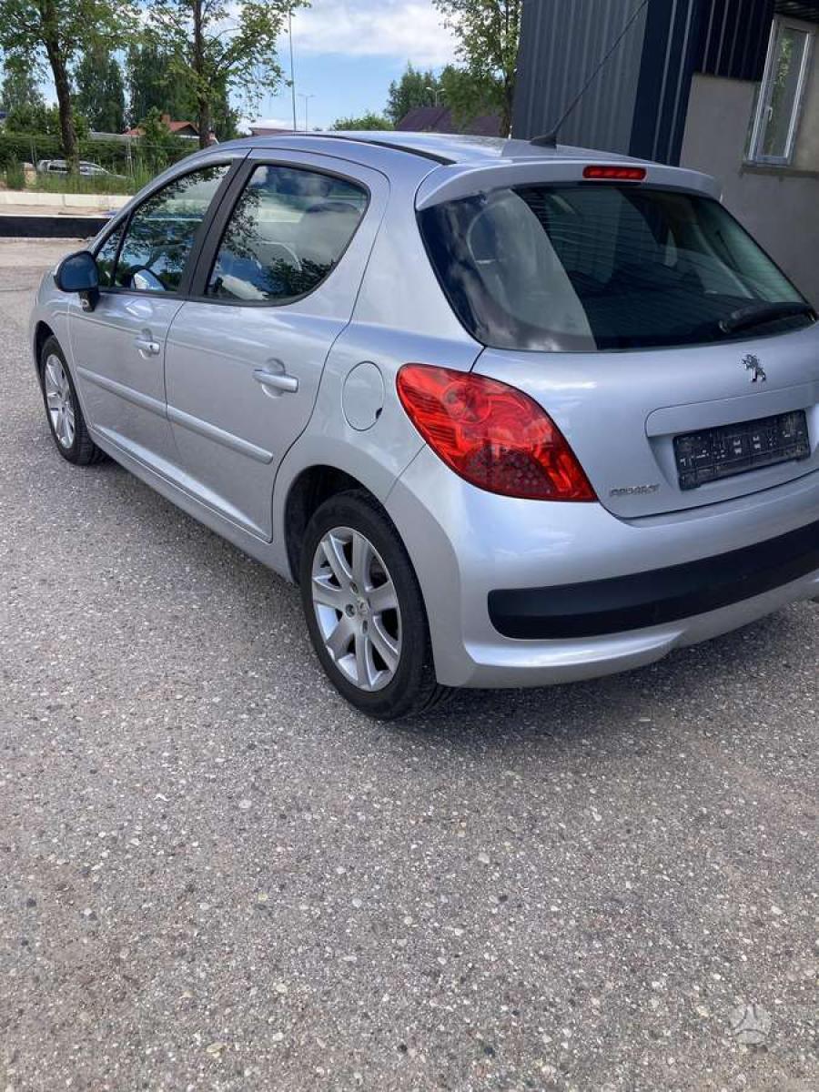 Pelēks Peugeot 207 2007 Rokiškis, ar dzinēja tilpumu 1.60 L un nobraukumu 67 tūkst. km par 3100 €, foto 5 vietnē AUTOMOTO.COM.LV