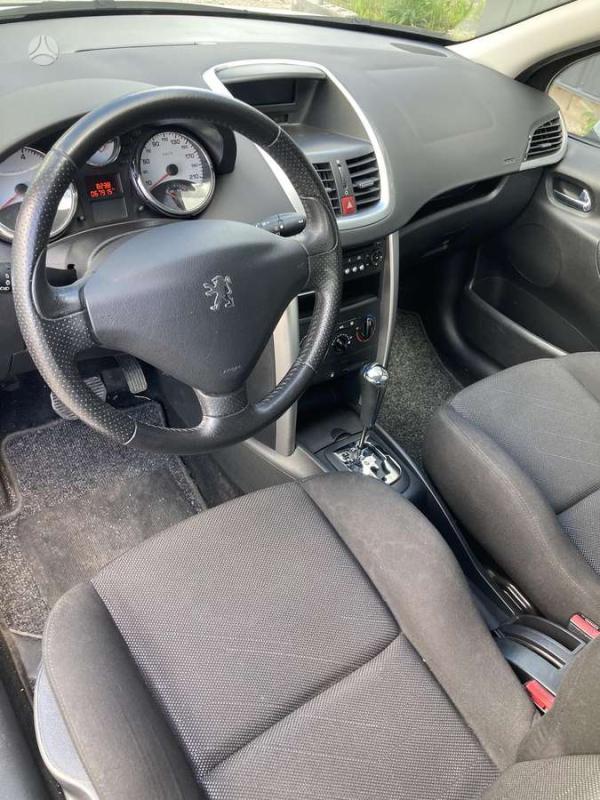Grey Peugeot 207 2007 in Rokiskis, with an engine capacity of 1.60 L and mileage of 67 thousand km for 3100 €, photo 7 on AUTOMOTO.COM.LV