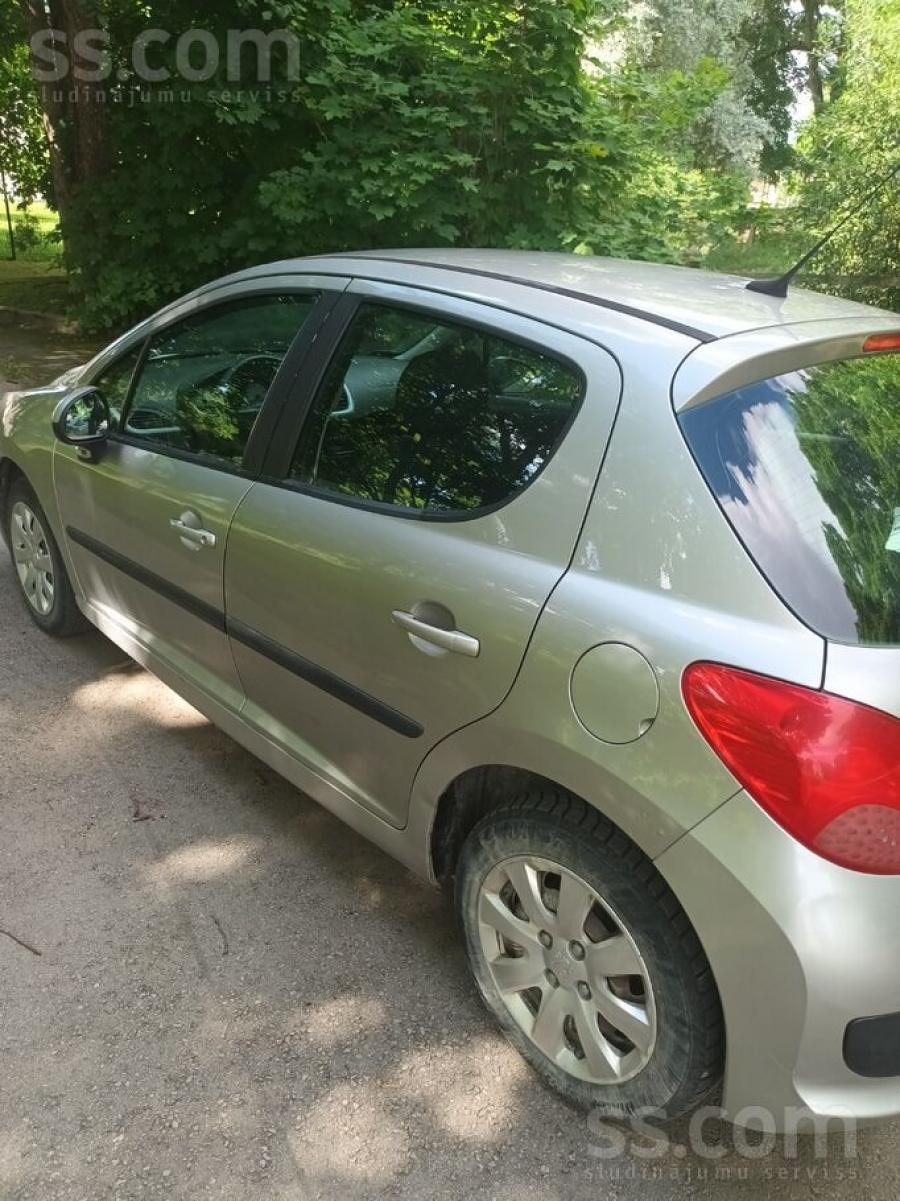 Grey Peugeot 207 2007 in Preili, with an engine capacity of 1.60 L and mileage of 0 thousand km for 850 €, photo 7 on AUTOMOTO.COM.LV