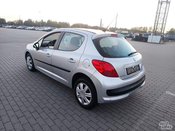 Peugeot 207 2007 in Marijampole on AUTOMOTO.COM.LV Grey Peugeot 207 2007 in Marijampole, with an engine capacity of 1.40 L and mileage of 168 thousand km for 1200 €, photo 6 on AUTOMOTO.COM.LV